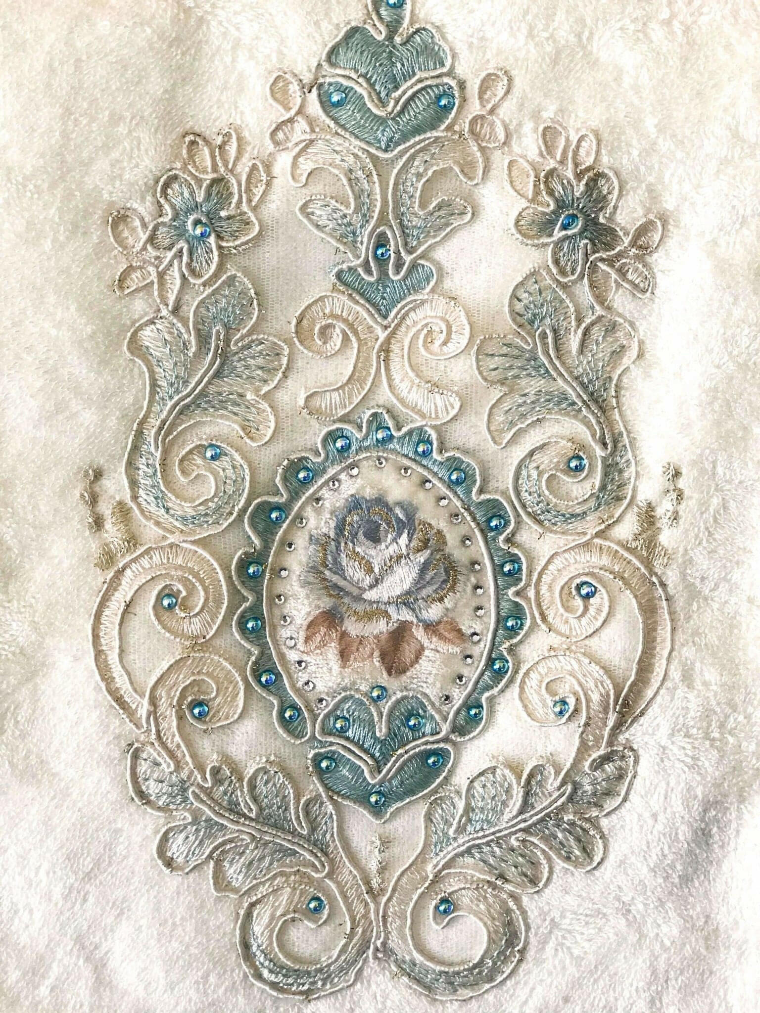 Fiona Floral Embroidery Lace 3 Piece Towel Set, Decorative Towels